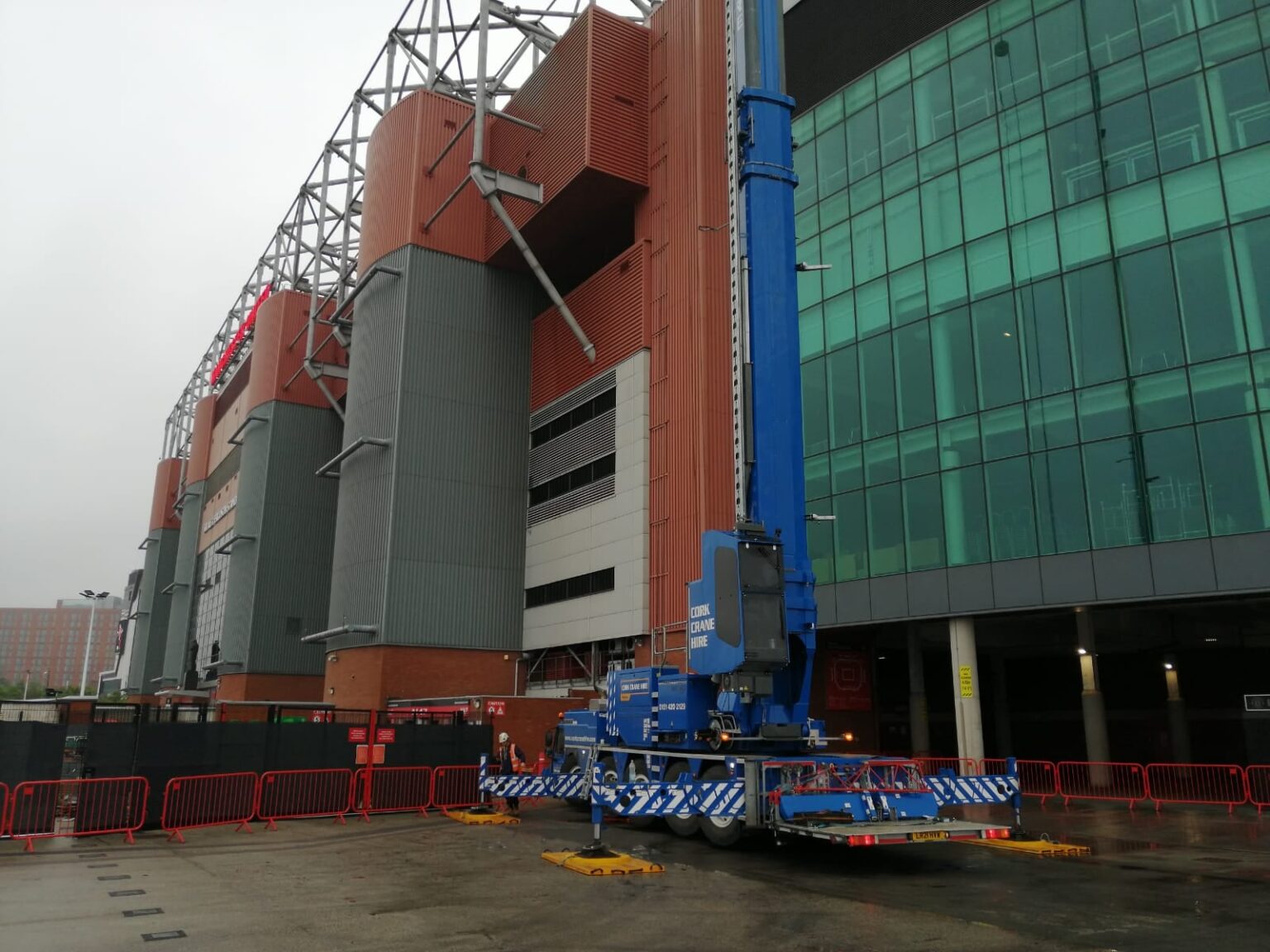 Crane Hire | Cranes For Hire UK | Cork Crane Hire Ltd - Cork Crane Hire